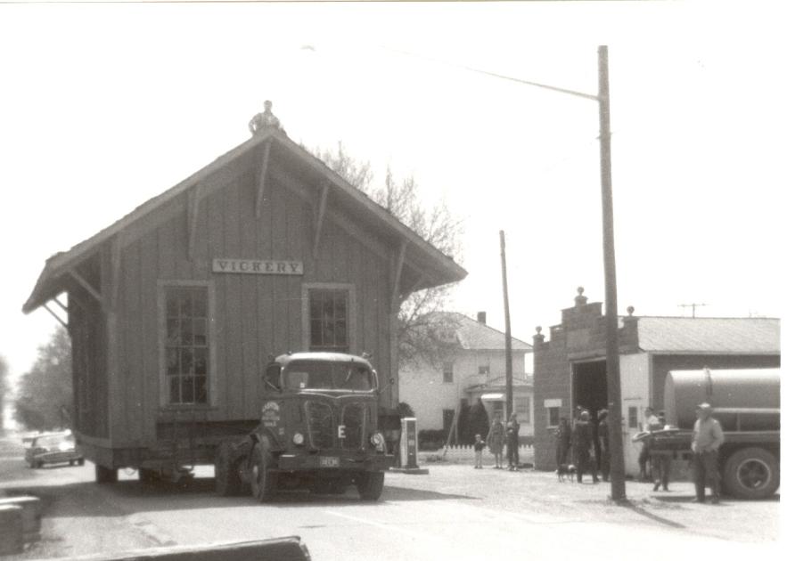 17 LEW-NKP Pass Sta. Vickery OH 5-1967n7 | The Nickel Plate Archive