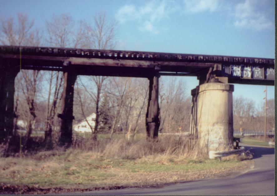 Clover Leaf District Bridge MP 186.1 # 2 | The Nickel Plate Archive