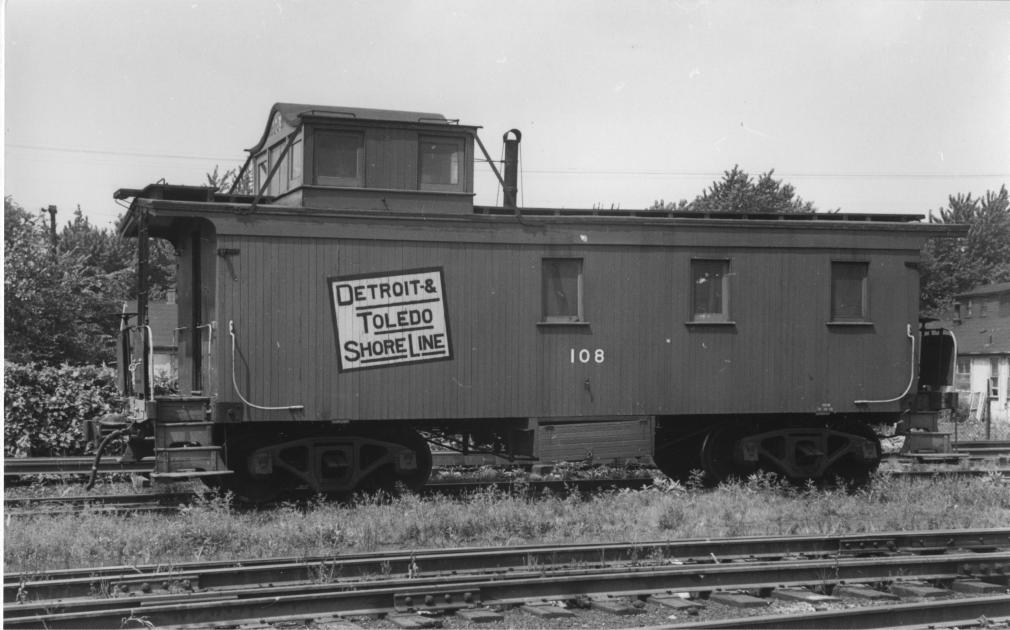 D&TSL Caboose 108 Right Side view 1955 | The Nickel Plate Archive
