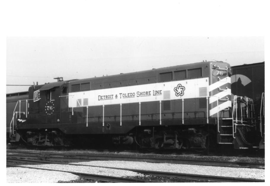 D&TSL GP7 76 Lang Yard OH Left Side 1975 | The Nickel Plate Archive