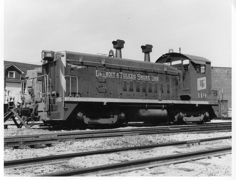 D&TSL SW9 119 Lang Yard OH 9-11-81 | The Nickel Plate Archive