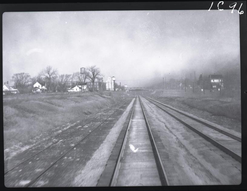 IC 96 - IC ROW (NKP mainline over IC) Paxton IL ca.1935 (JWB) | The ...