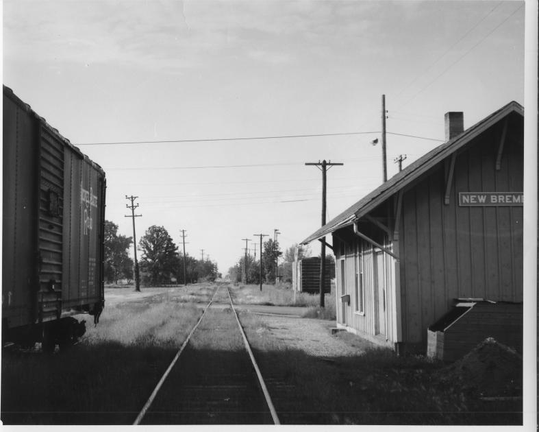 LE&W Depot New Bremen OH 1950's | The Nickel Plate Archive