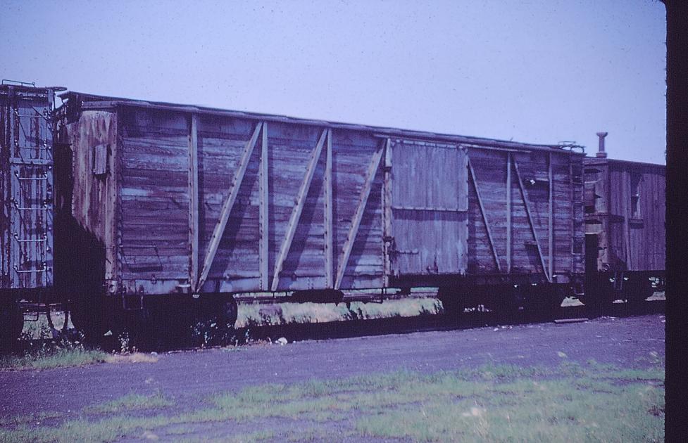 MofW boxcar East Wayne IN 7-1968 | The Nickel Plate Archive