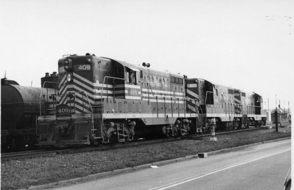 NKP #409+ GP7 Fremont 4-25-62 | The Nickel Plate Archive