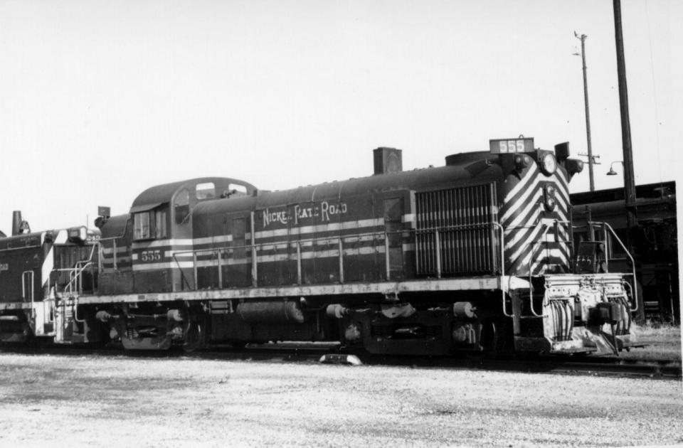 NKP #555 RS3 Bellevue 11-01-64 | The Nickel Plate Archive