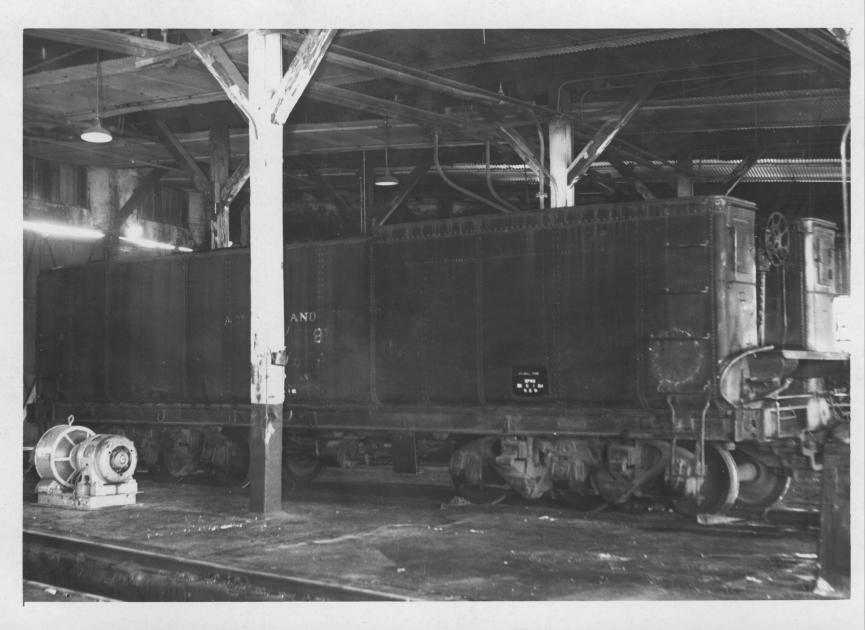 NKP 759 -06 View of N&W tank being repaired | The Nickel Plate Archive