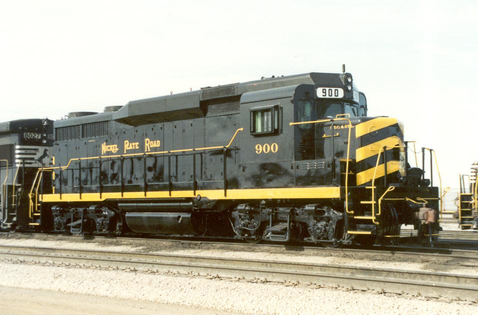 NKP #900 GP30 Bellevuie OH 2-6-92 ES | The Nickel Plate Archive
