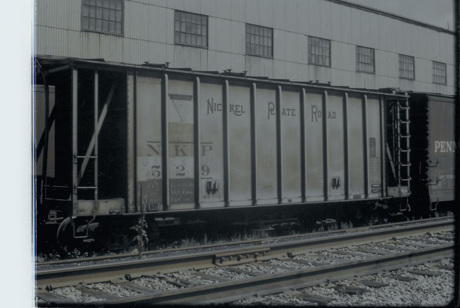 NKP Covered Hopper 529 Dayton OH 7-29-73 | The Nickel Plate Archive