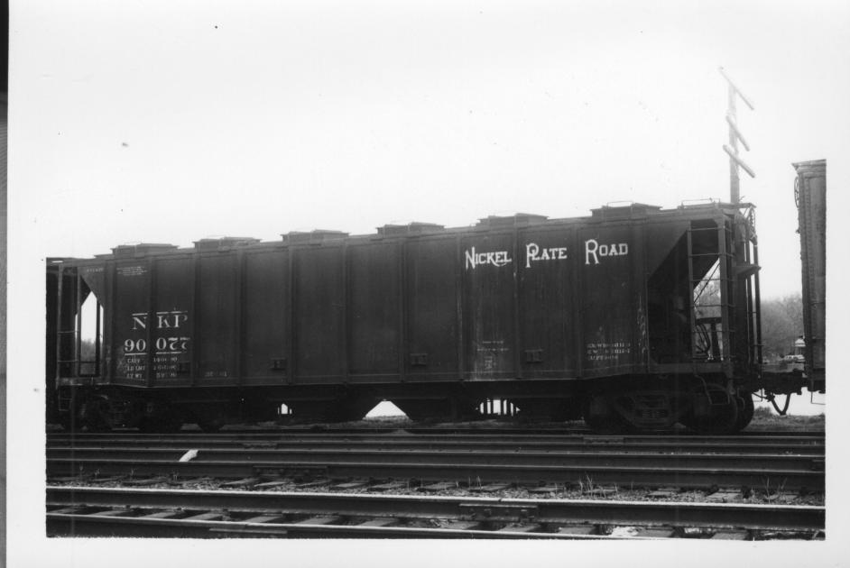 NKP Covered Hopper 90077 Fremont OH 5-3-1967 | The Nickel Plate Archive