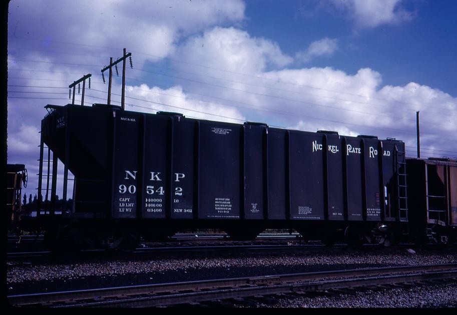 NKP Covered Hopper 90542 Side view 8-1974 | The Nickel Plate Archive