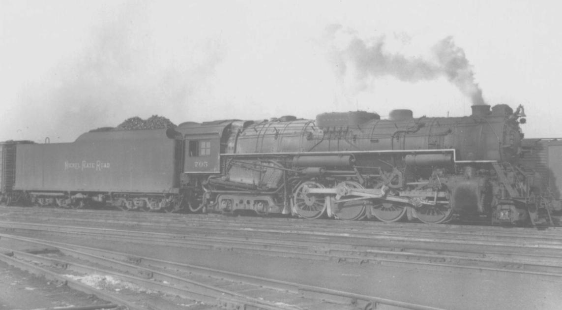 NKP Class S 705 Frankfort IN 1941 Right side | The Nickel Plate Archive