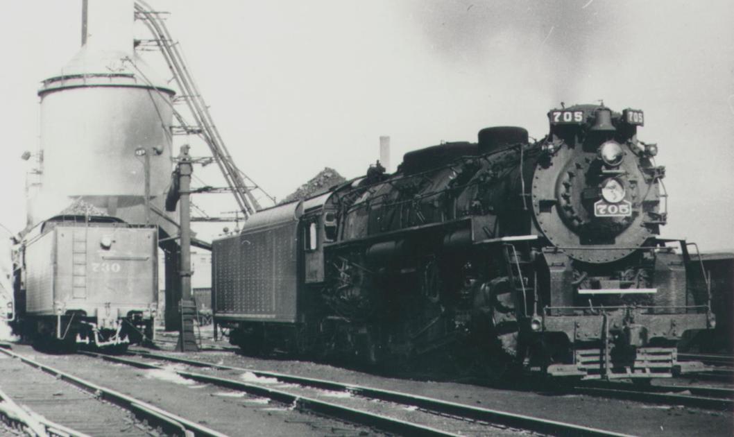 NKP Class S 705 Frankfort IN Right front 1950's | The Nickel Plate Archive