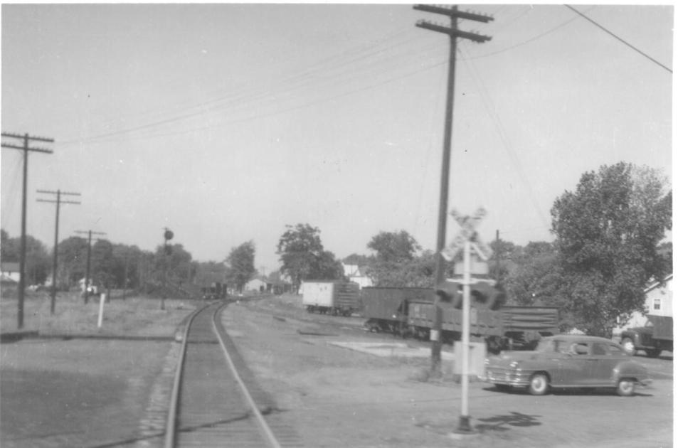 NKP Crossing BO Kimball 10-13-50 #8 | The Nickel Plate Archive