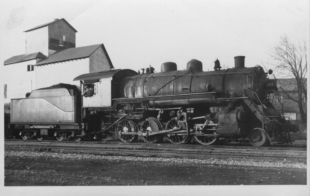 NKP G-44 385 Unknown location 1940's | The Nickel Plate Archive