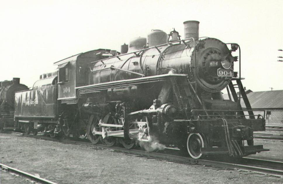 NKP G-8 904 Frankfort IN right front 1951 | The Nickel Plate Archive