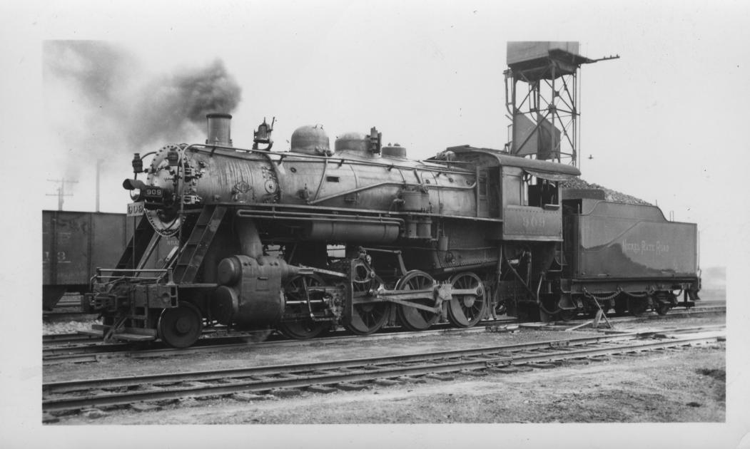 NKP G-9 909 Delphos OH 1940's NKPHTS | The Nickel Plate Archive