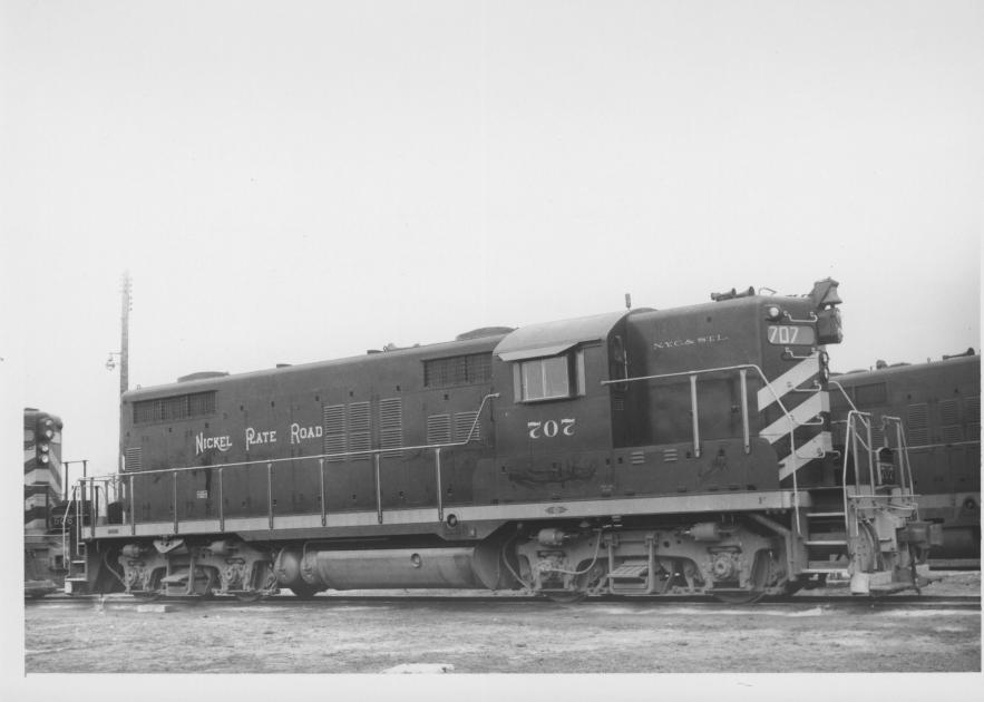 NKP GP18 707 Muncie IN 3-26-1961 | The Nickel Plate Archive