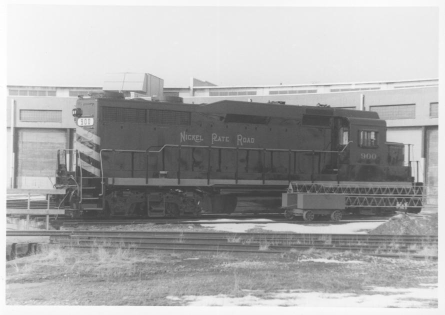 NKP GP30 900 Bellevue OH 2-41992 | The Nickel Plate Archive