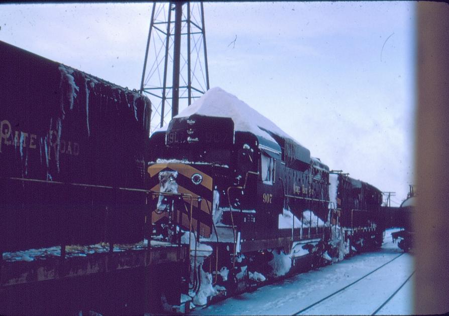 NKP GP30 907 Frankfort IN 1965 #1 HAL | The Nickel Plate Archive
