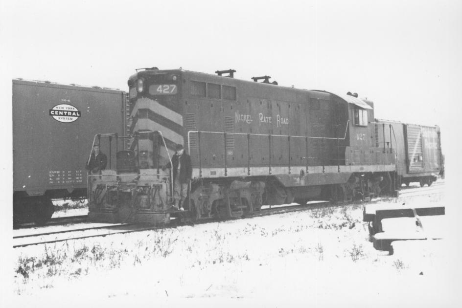 NKP GP7 427 Fremont OH 12-3-1964 | The Nickel Plate Archive