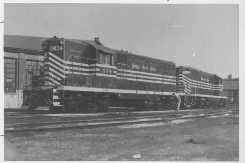 NKP GP7 434 Lima OH 1954 | The Nickel Plate Archive
