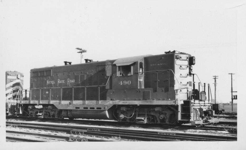 NKP GP9 490 Madison IL 10-31-1964 | The Nickel Plate Archive