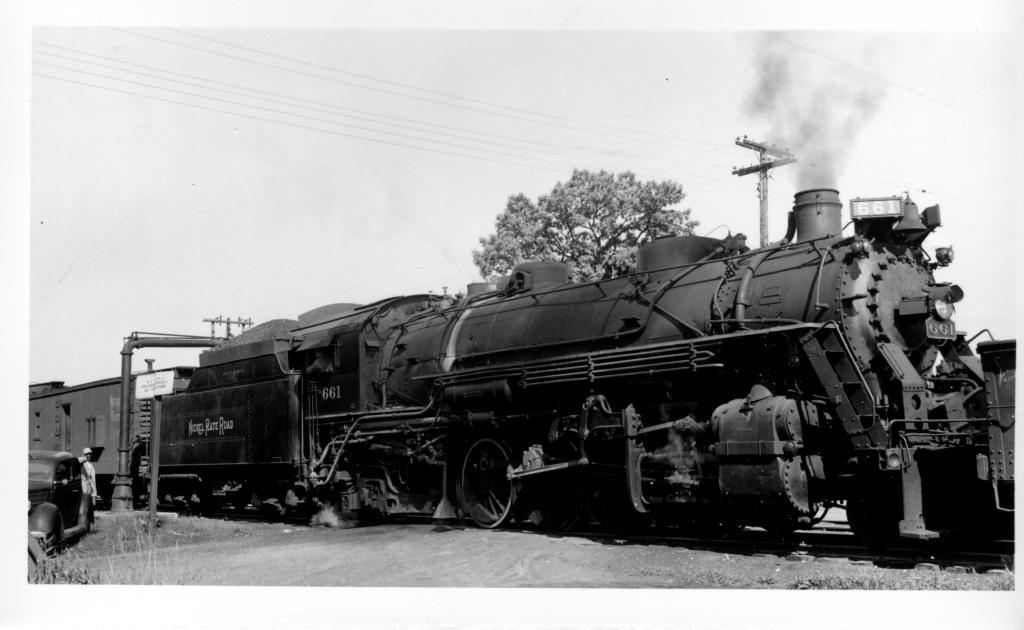 NKP H-6e 661 Taking on water | The Nickel Plate Archive