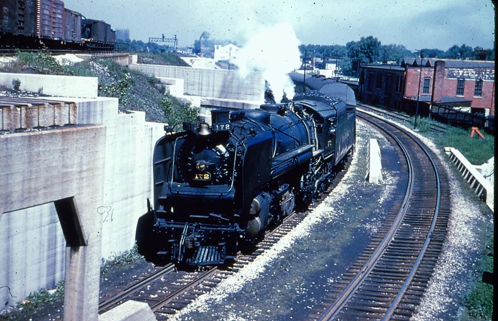 NKP L-1a 172 Cleveland OH 6-5-1954 with train | The Nickel Plate Archive