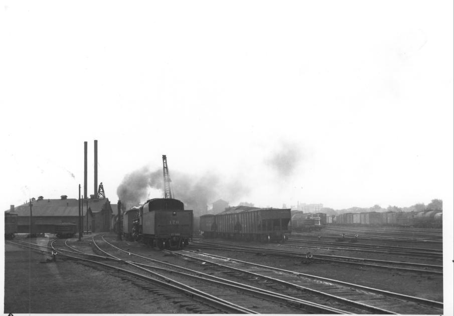 NKP L-1b 176 West Wayne IN 1940'2 | The Nickel Plate Archive