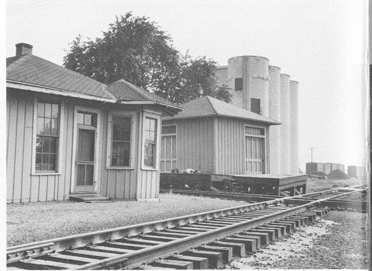 NKP Pass Sta. Kimball OH 1950 | The Nickel Plate Archive