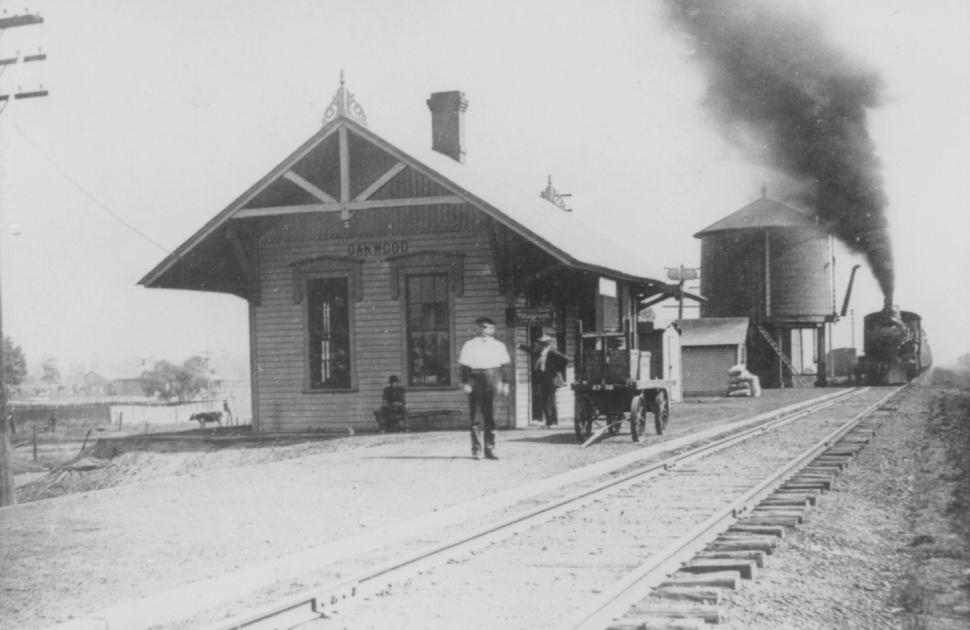 NKP Pass Sta. Oakwood O. FR early 1900s | The Nickel Plate Archive