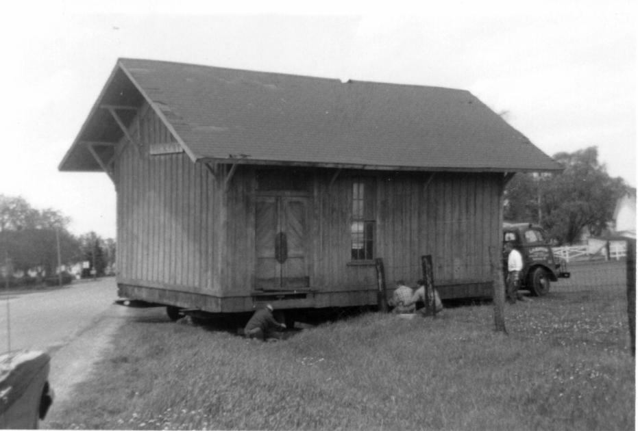 NKP Pass Sta. Vickery O. RL 5-1967 | The Nickel Plate Archive