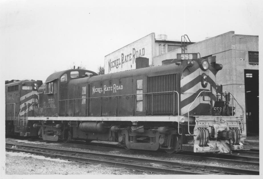 NKP RS3 553 Bellevue OH 5-10-1964 | The Nickel Plate Archive