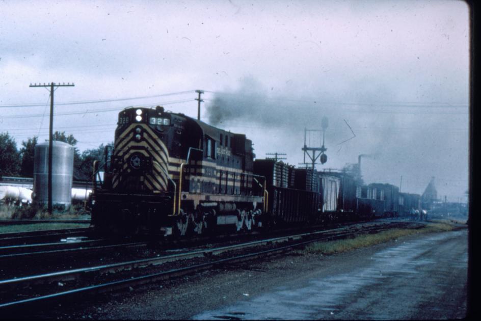 NKP RSD12 326 Bellevue OH Narlo Turn | The Nickel Plate Archive
