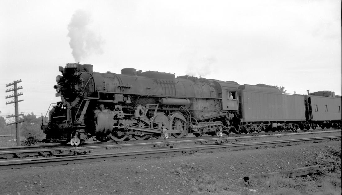 NKP S-2 746 Erie PA 5-24-1958 at Franklin Ave | The Nickel Plate Archive