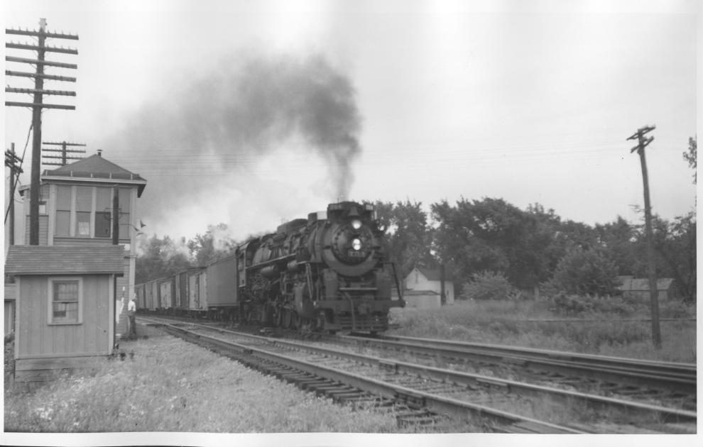 NKP S-2 754 Knox IN wb passing X tower | The Nickel Plate Archive