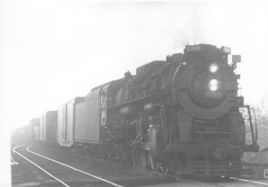 NKP S-2 765 Valparaiso IN 5-10-1958 | The Nickel Plate Archive
