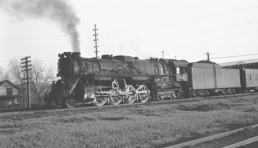 NKP S-4 805 Erie PA 5-11-1958 left side with fireman | The Nickel Plate Archive