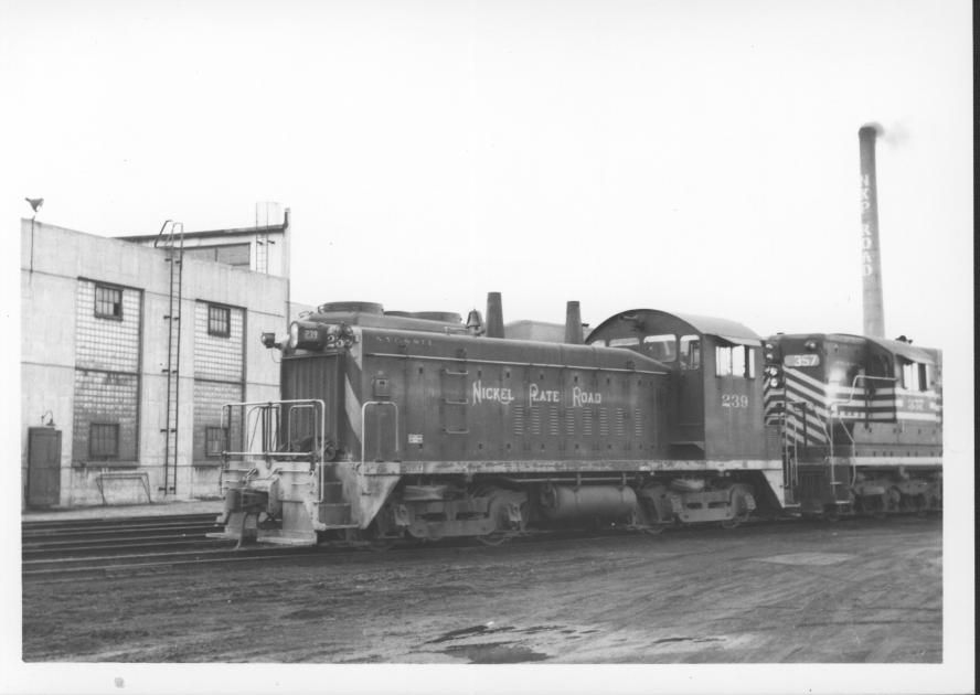 NKP SW9 239 Bellevue OH 3-14-1965 HAM | The Nickel Plate Archive