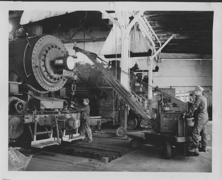 NKP U-3c 220 Frankfort IN 10-1947 | The Nickel Plate Archive