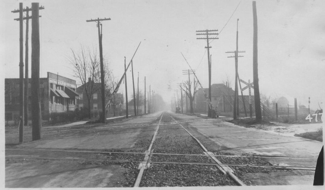 NKP View Fostoria OH Street crossiing | The Nickel Plate Archive