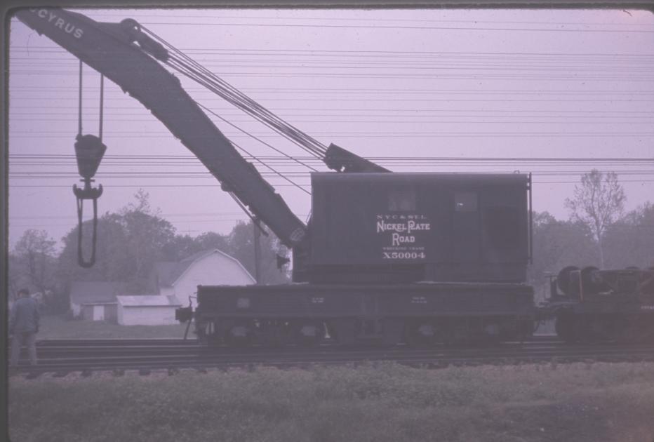 NKP Wreck Crane X50004 unknown location & date | The Nickel Plate Archive