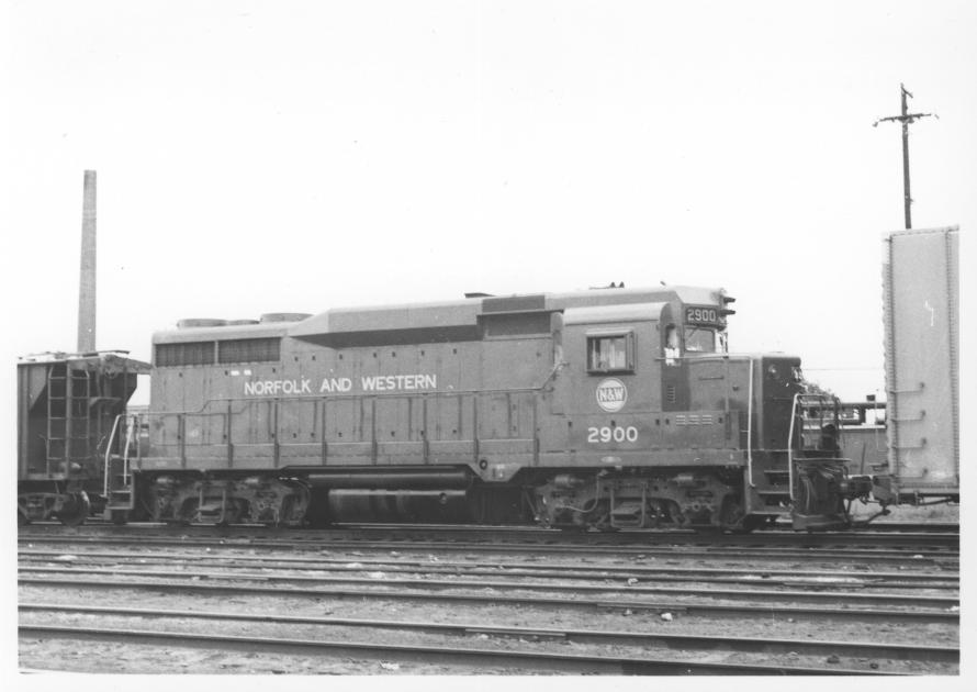 N&W GP30 2900 Bellevue OH 7-2-67 | The Nickel Plate Archive