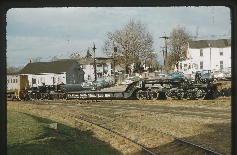 Depressed Center Flatcar #2906 in Greenville PA in December 1961 | The ...