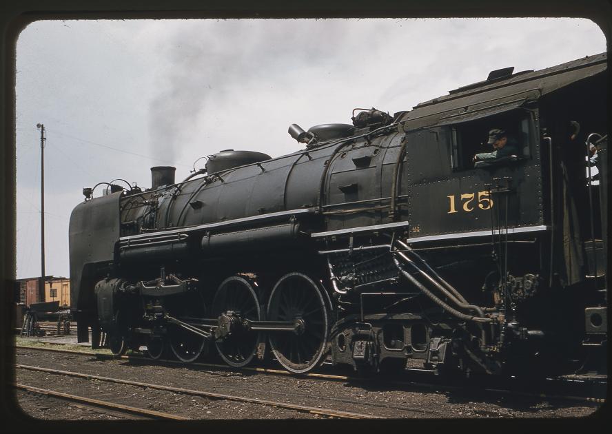 4-6-4 Hudson #175 in Conneaut OH in May 1958 | The Nickel Plate Archive