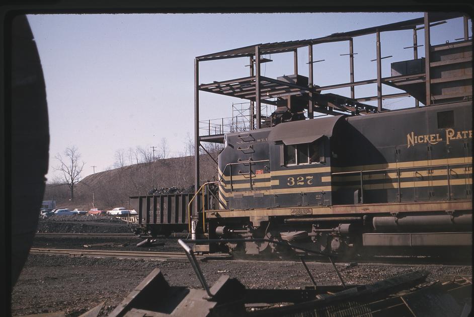 RSD-12 #327 at Franklin Mine in February 1964 | The Nickel Plate Archive