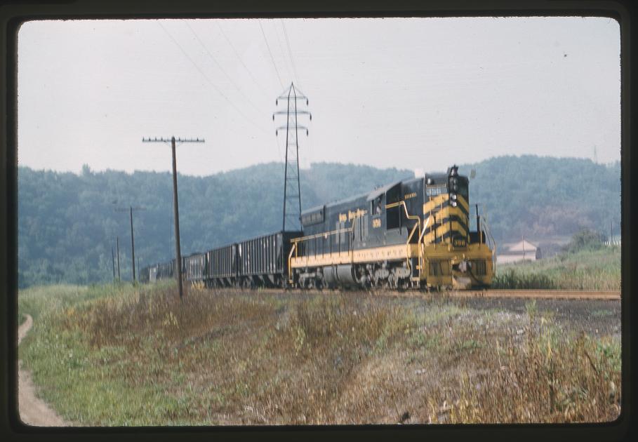 SD9 #356 in August 1961 | The Nickel Plate Archive