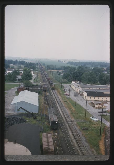 Freight train in McComb OH in August 1961 | The Nickel Plate Archive