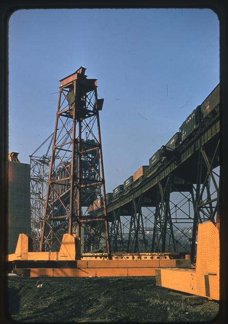 Freight train and bridge in Cleveland OH | The Nickel Plate Archive